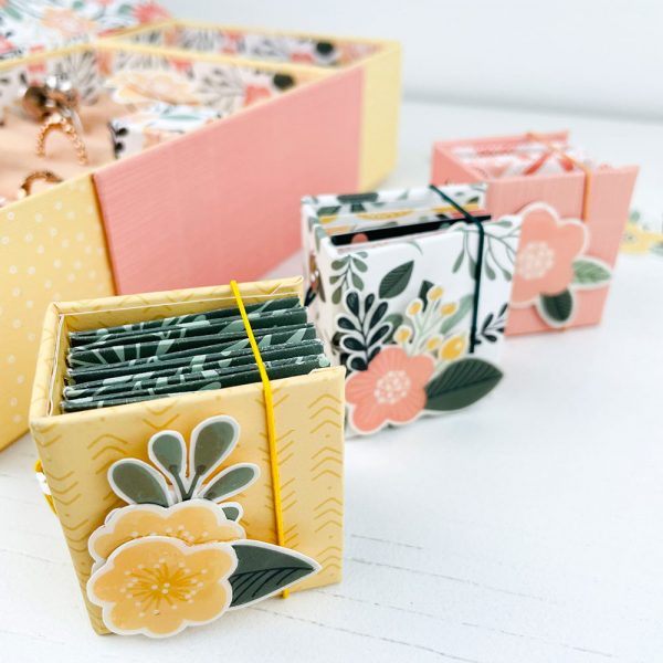 Snail Mail: Envelope Flipbook - Coffee&Cards